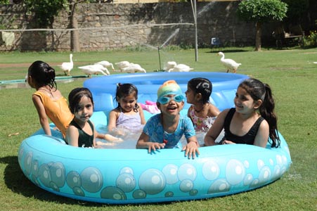www.iisjaipur.org - /Play_House_Current_2014-2015/Splash-Pool-Activity/