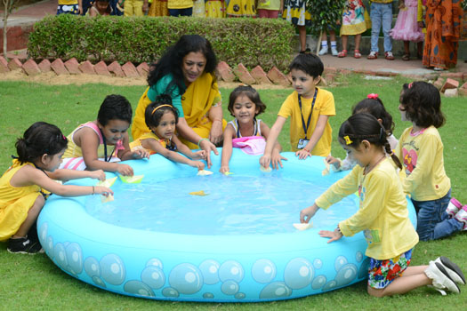 www.iisjaipur.org - /Play_House_Current_2016-17/Splash-Pool-Activity/
