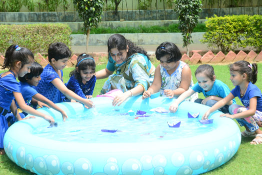 www.iisjaipur.org - /Play_House_Current_2016-17/Splash-Pool-Activity/